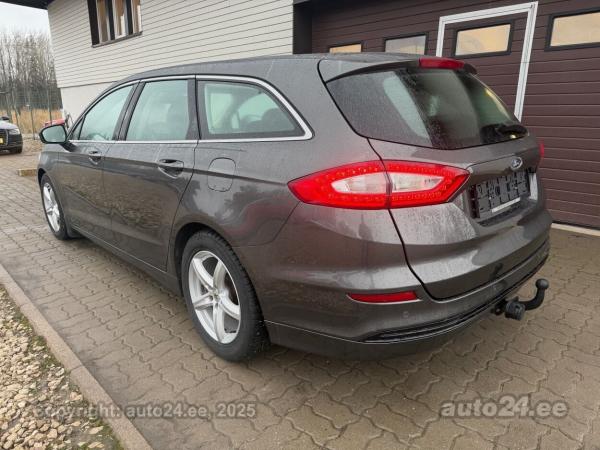 Pelēks Ford Mondeo 2015 Tallina, ar dzinēja tilpumu 2.00 L un nobraukumu 221 tūkst. km par 5950 €, foto 4 vietnē AUTOMOTO.COM.LV