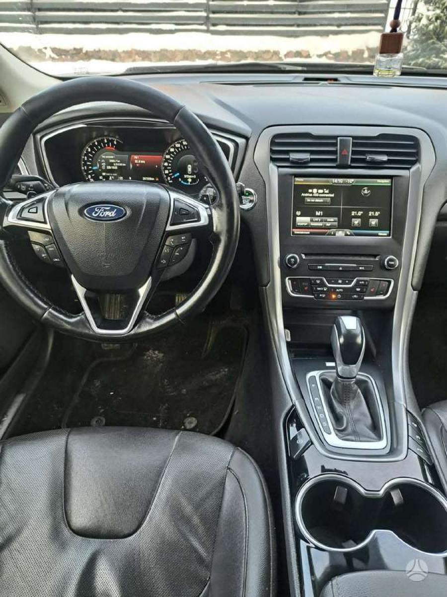 Grey Ford Mondeo 2015 in Kaunas, with an engine capacity of 2.00 L and mileage of 257 thousand km for 6800 €, photo 7 on AUTOMOTO.COM.LV