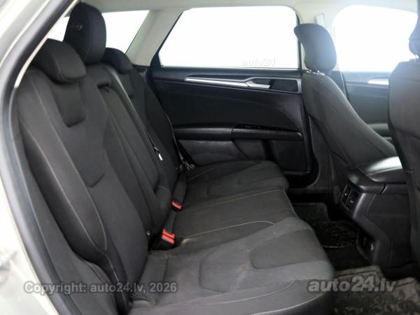 Grey Ford Mondeo 2015 in Tallinn, with an engine capacity of 2.00 L and mileage of 257 thousand km for 3499 €, photo 7 on AUTOMOTO.COM.LV