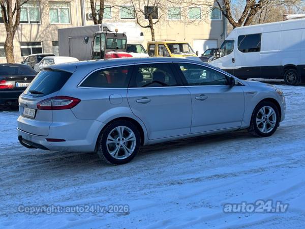 Pelēks Ford Mondeo 2015 Narva, ar dzinēja tilpumu 2.00 L un nobraukumu 329 tūkst. km par 2999 €, foto 2 vietnē AUTOMOTO.COM.LV