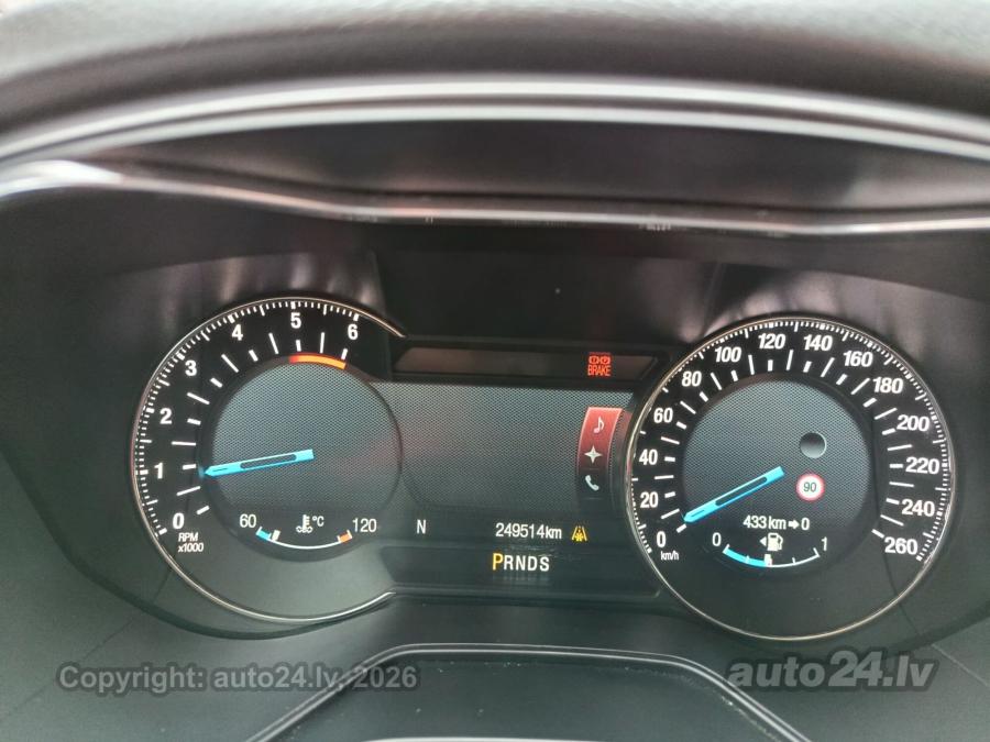 Pelēks Ford Mondeo 2015 Tallina, ar dzinēja tilpumu 2.00 L un nobraukumu 250 tūkst. km par 7890 €, foto 12 vietnē AUTOMOTO.COM.LV