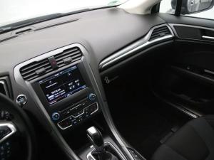 Grey Ford Mondeo 2015 in Vilnius, with an engine capacity of 2.00 L and mileage of 270 thousand km for 8299 €, photo 22 on AUTOMOTO.COM.LV