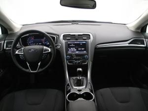 Pelēks Ford Mondeo 2015 Viļņa, ar dzinēja tilpumu 2.00 L un nobraukumu 276 tūkst. km par 7199 €, foto 3 vietnē AUTOMOTO.COM.LV