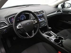 Pelēks Ford Mondeo 2015 Viļņa, ar dzinēja tilpumu 2.00 L un nobraukumu 276 tūkst. km par 7199 €, foto 17 vietnē AUTOMOTO.COM.LV