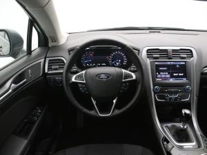 Pelēks Ford Mondeo 2015 Viļņa, ar dzinēja tilpumu 2.00 L un nobraukumu 276 tūkst. km par 7199 €, foto 18 vietnē AUTOMOTO.COM.LV