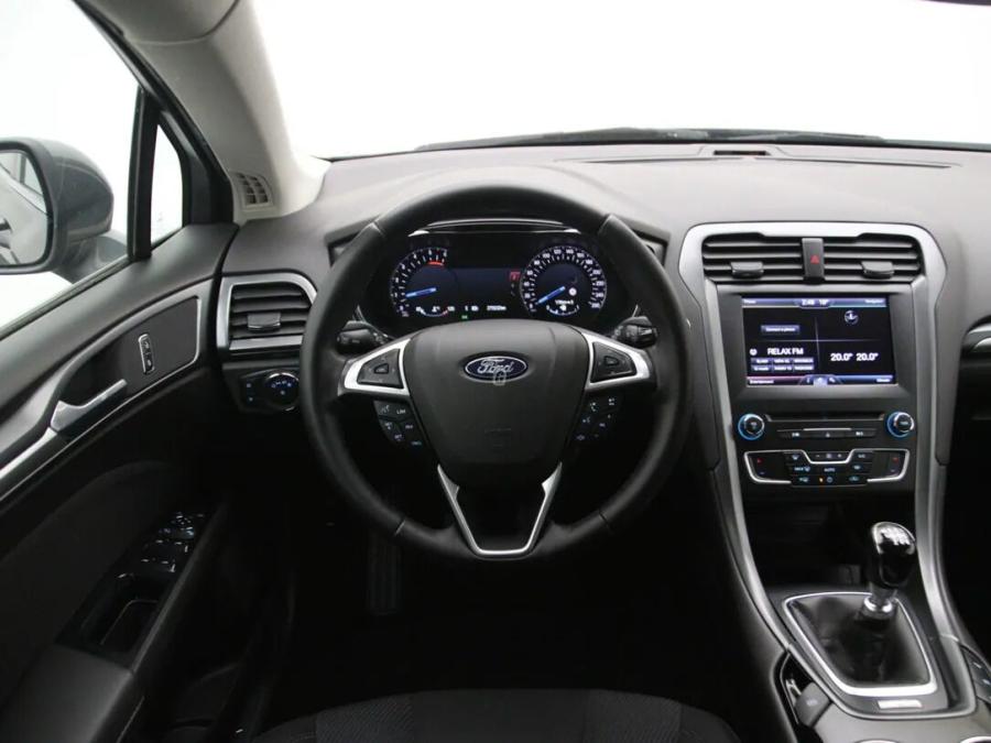 Pelēks Ford Mondeo 2015 Viļņa, ar dzinēja tilpumu 2.00 L un nobraukumu 276 tūkst. km par 7199 €, foto 18 vietnē AUTOMOTO.COM.LV