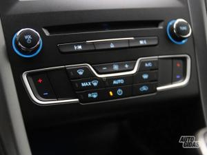 Pelēks Ford Mondeo 2015 Viļņa, ar dzinēja tilpumu 2.00 L un nobraukumu 276 tūkst. km par 7199 €, foto 21 vietnē AUTOMOTO.COM.LV