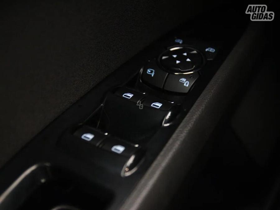 Pelēks Ford Mondeo 2015 Viļņa, ar dzinēja tilpumu 2.00 L un nobraukumu 276 tūkst. km par 7199 €, foto 27 vietnē AUTOMOTO.COM.LV