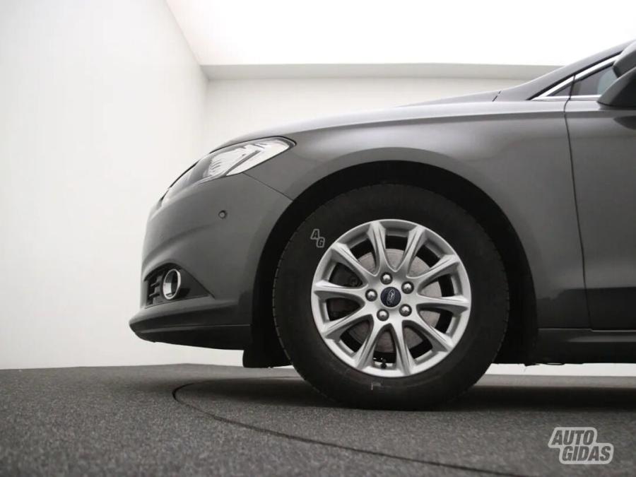 Pelēks Ford Mondeo 2015 Viļņa, ar dzinēja tilpumu 2.00 L un nobraukumu 276 tūkst. km par 7199 €, foto 29 vietnē AUTOMOTO.COM.LV
