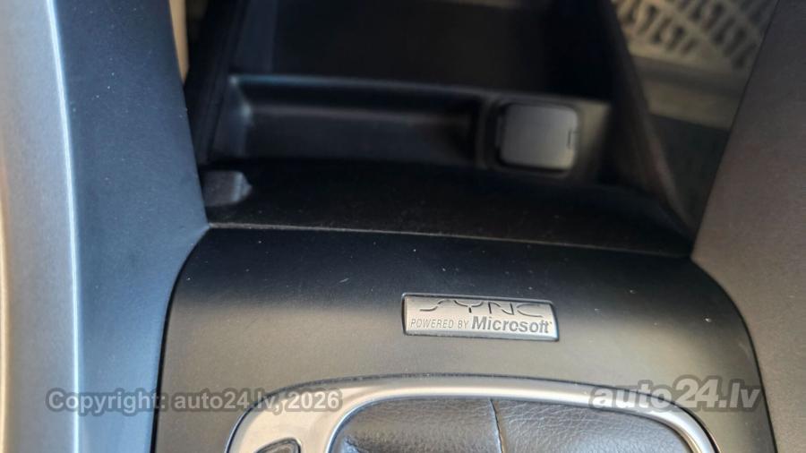 Pelēks Ford Mondeo 2015 Valga, ar dzinēja tilpumu 2.00 L un nobraukumu 251 tūkst. km par 7490 €, foto 21 vietnē AUTOMOTO.COM.LV