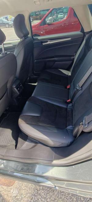 Pelēks Ford Mondeo 2015 Viļņa, ar dzinēja tilpumu 2.00 L un nobraukumu 330 tūkst. km par 6550 €, foto 1 vietnē AUTOMOTO.COM.LV