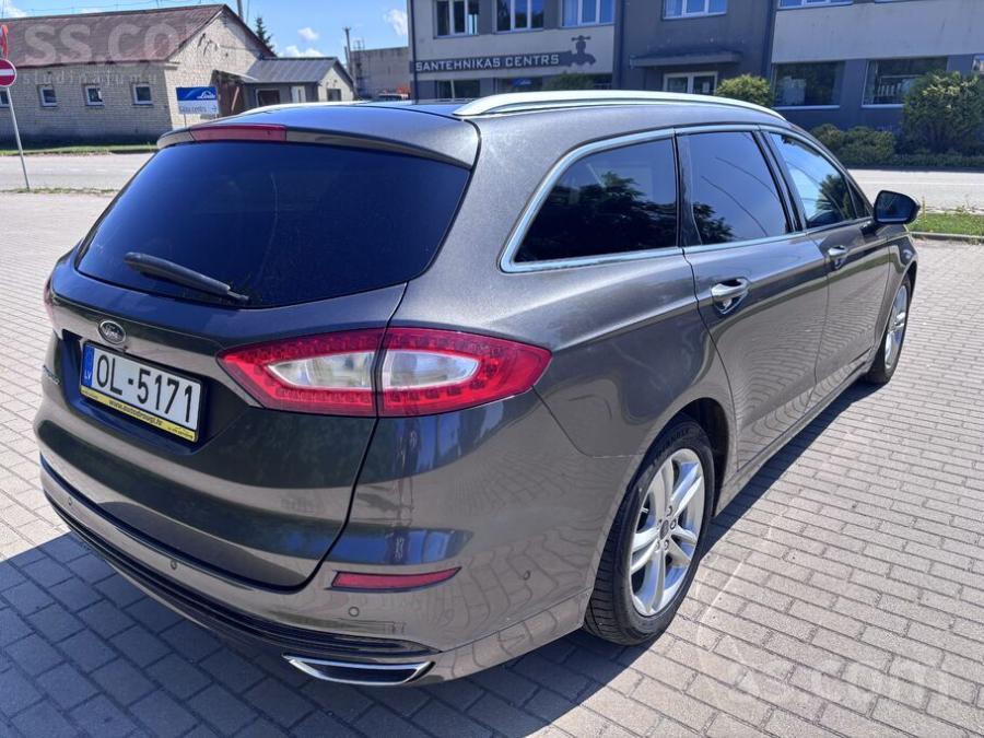 Grey Ford Mondeo 2015 in Liepaja, with an engine capacity of 2.00 L and mileage of 269 thousand km for 7500 €, photo 6 on AUTOMOTO.COM.LV
