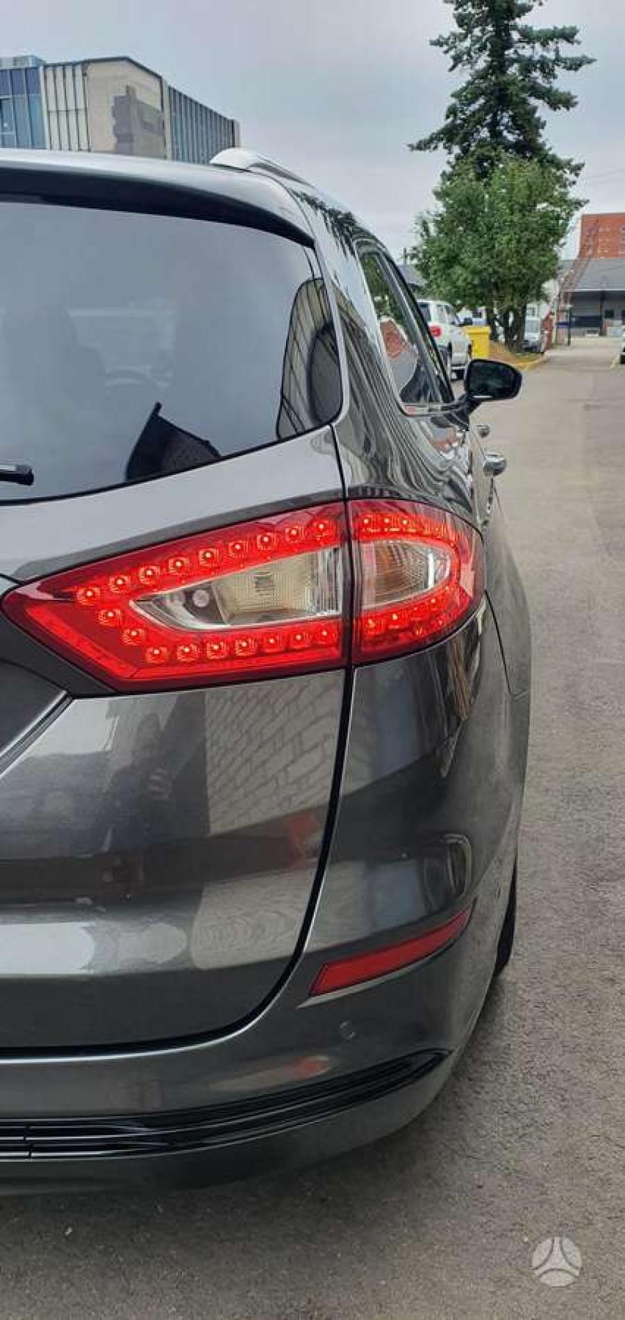 Pelēks Ford Mondeo 2015 Kauņa, ar dzinēja tilpumu 1.56 L un nobraukumu 270 tūkst. km par 6750 €, foto 5 vietnē AUTOMOTO.COM.LV