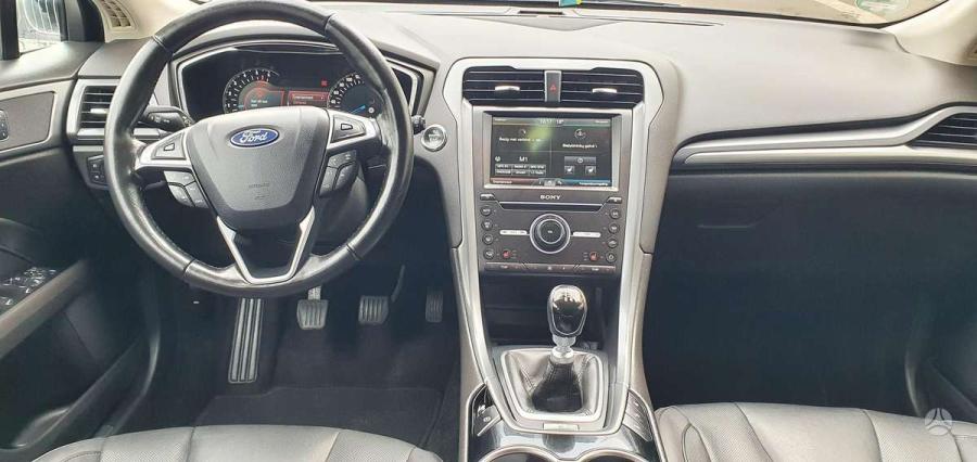Pelēks Ford Mondeo 2015 Kauņa, ar dzinēja tilpumu 1.56 L un nobraukumu 270 tūkst. km par 6750 €, foto 23 vietnē AUTOMOTO.COM.LV