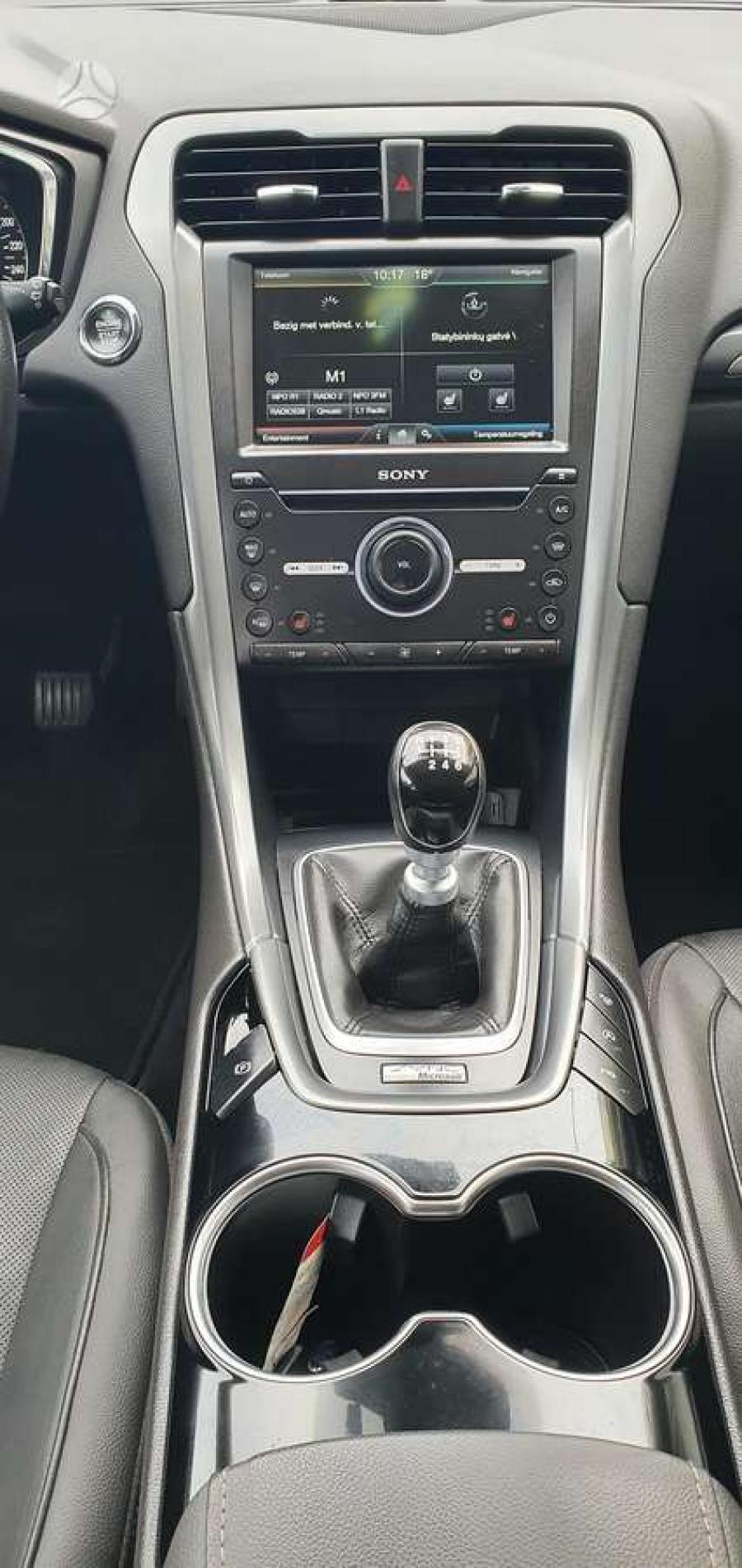 Pelēks Ford Mondeo 2015 Kauņa, ar dzinēja tilpumu 1.56 L un nobraukumu 270 tūkst. km par 6750 €, foto 24 vietnē AUTOMOTO.COM.LV