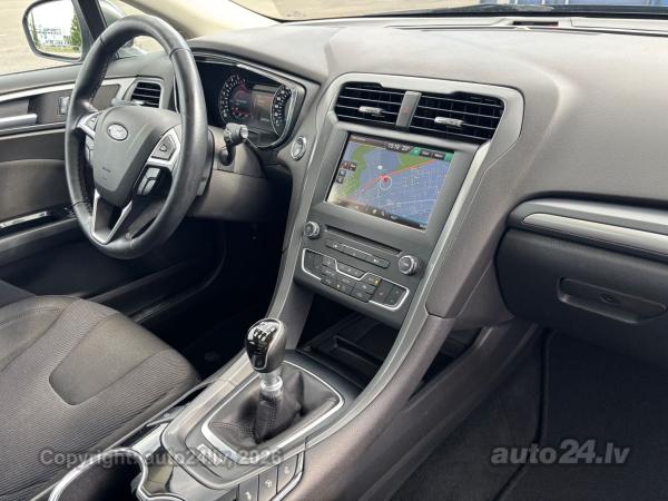 Pelēks Ford Mondeo 2015 Paide, ar dzinēja tilpumu 2.00 L un nobraukumu 264 tūkst. km par 7890 €, foto 9 vietnē AUTOMOTO.COM.LV