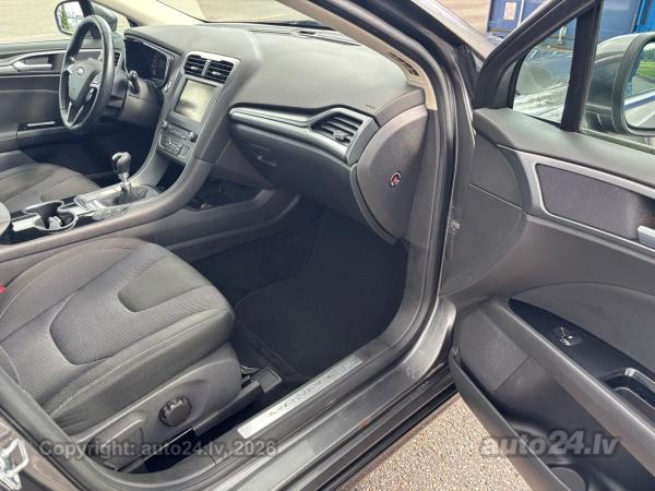 Pelēks Ford Mondeo 2015 Paide, ar dzinēja tilpumu 2.00 L un nobraukumu 264 tūkst. km par 7890 €, foto 10 vietnē AUTOMOTO.COM.LV