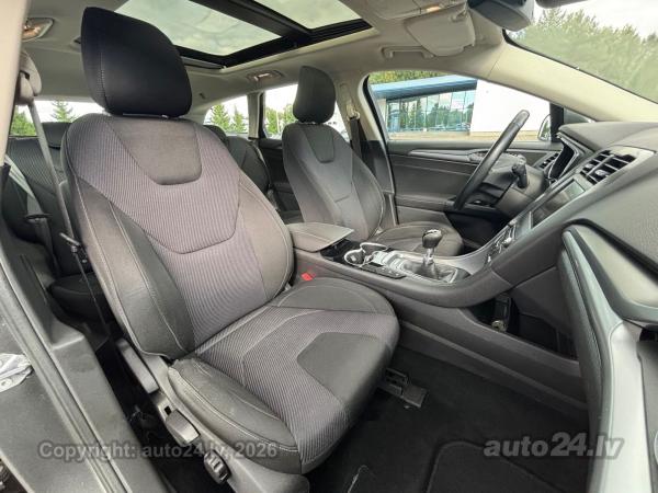 Pelēks Ford Mondeo 2015 Paide, ar dzinēja tilpumu 2.00 L un nobraukumu 264 tūkst. km par 7890 €, foto 11 vietnē AUTOMOTO.COM.LV