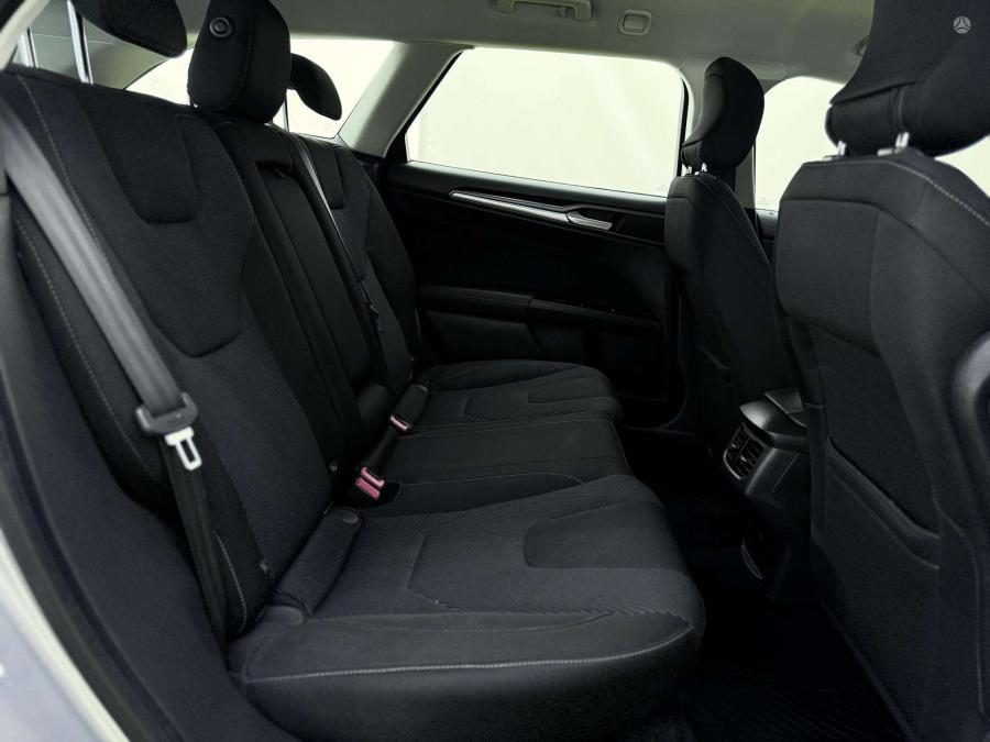 Pelēks Ford Mondeo 2015 Viļņa, ar dzinēja tilpumu 1.50 L un nobraukumu 233 tūkst. km par 6400 €, foto 15 vietnē AUTOMOTO.COM.LV