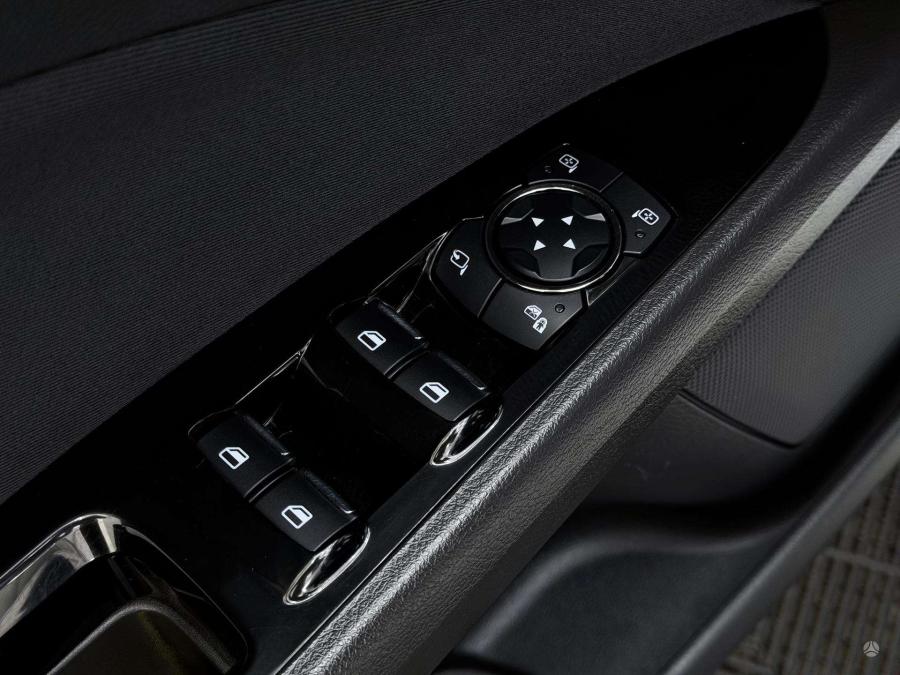 Pelēks Ford Mondeo 2015 Viļņa, ar dzinēja tilpumu 1.50 L un nobraukumu 233 tūkst. km par 6400 €, foto 22 vietnē AUTOMOTO.COM.LV