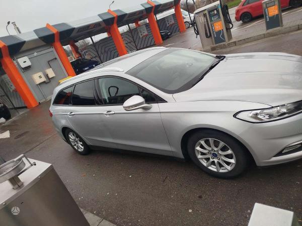 Pelēks Ford Mondeo 2016 Klaipėda, ar dzinēja tilpumu 1.50 L un nobraukumu 240 tūkst. km par 7500 €, foto 4 vietnē AUTOMOTO.COM.LV