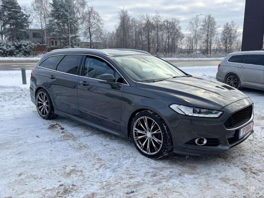 Grey Ford Mondeo 2016 in Siauliai, with an engine capacity of 2.00 L and mileage of 226 thousand km for 11500 €, photo 9 on AUTOMOTO.COM.LV
