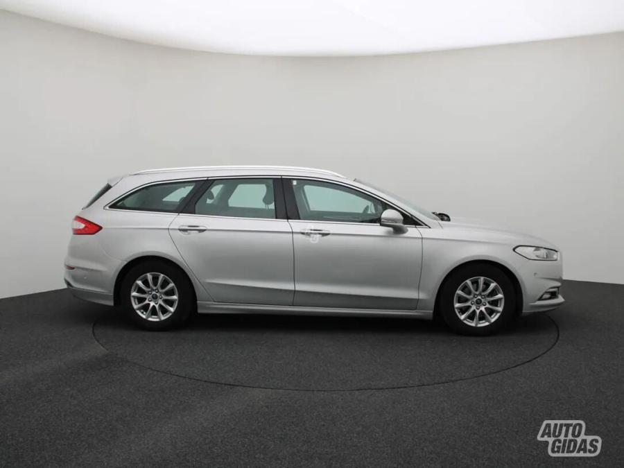 Grey Ford Mondeo 2016 in Vilnius, with an engine capacity of 2.00 L and mileage of 232 thousand km for 8699 €, photo 9 on AUTOMOTO.COM.LV