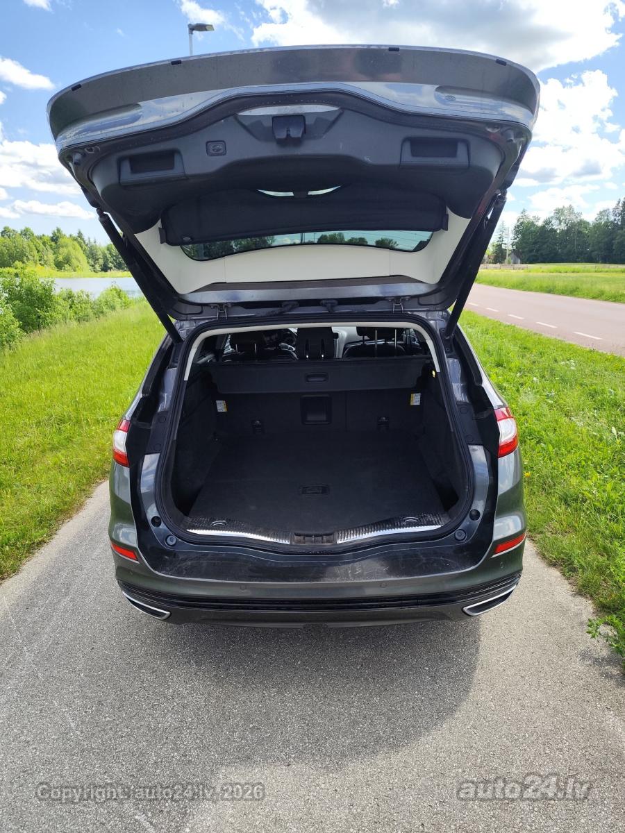 Grey Ford Mondeo 2016 in Poltsamaa, with an engine capacity of 2.00 L and mileage of 208 thousand km for 11200 €, photo 5 on AUTOMOTO.COM.LV