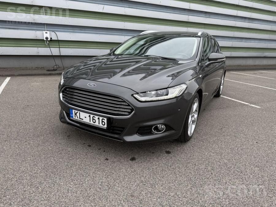 Pelēks Ford Mondeo 2016 Rīga, ar dzinēja tilpumu 1.50 L un nobraukumu 141 tūkst. km par 9800 €, foto 3 vietnē AUTOMOTO.COM.LV