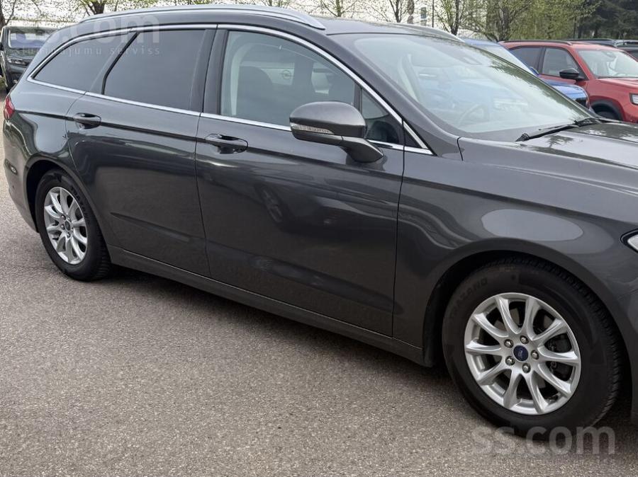 Pelēks Ford Mondeo 2016 Rīga, ar dzinēja tilpumu 1.50 L un nobraukumu 141 tūkst. km par 9800 €, foto 23 vietnē AUTOMOTO.COM.LV