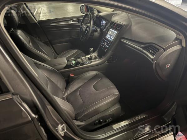 Pelēks Ford Mondeo 2016 Rīga, ar dzinēja tilpumu 1.50 L un nobraukumu 143 tūkst. km par 9700 €, foto 8 vietnē AUTOMOTO.COM.LV