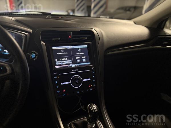 Pelēks Ford Mondeo 2016 Rīga, ar dzinēja tilpumu 1.50 L un nobraukumu 143 tūkst. km par 9700 €, foto 10 vietnē AUTOMOTO.COM.LV