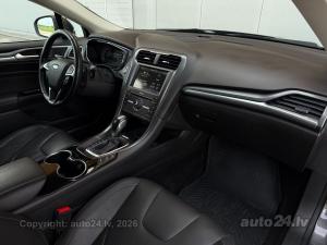 Grey Ford Mondeo 2016 in Tallinn, with an engine capacity of 2.00 L and mileage of 241 thousand km for 11700 €, photo 10 on AUTOMOTO.COM.LV
