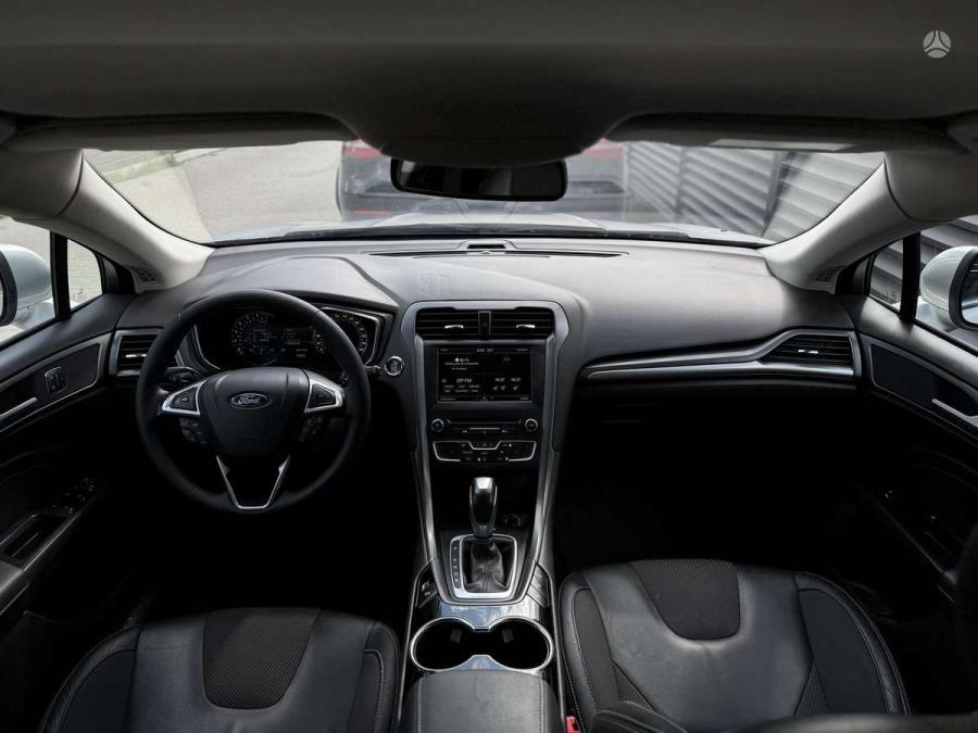 Grey Ford Mondeo 2016 in Kaunas, with an engine capacity of 2.00 L and mileage of 304 thousand km for 5490 €, photo 15 on AUTOMOTO.COM.LV