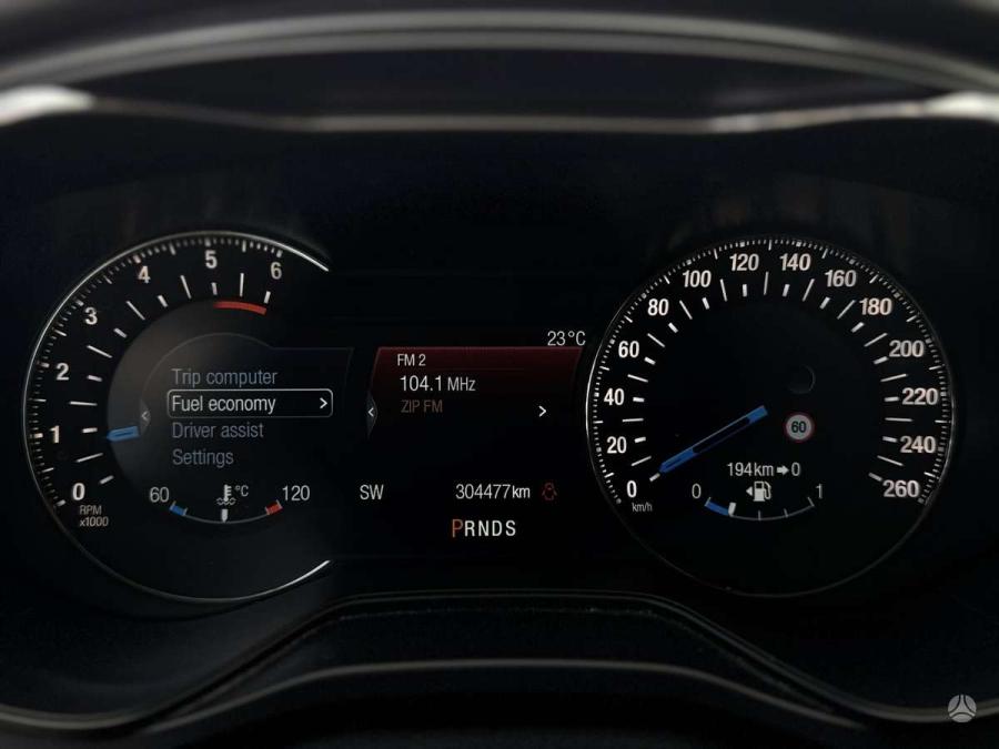 Grey Ford Mondeo 2016 in Kaunas, with an engine capacity of 2.00 L and mileage of 304 thousand km for 5490 €, photo 26 on AUTOMOTO.COM.LV
