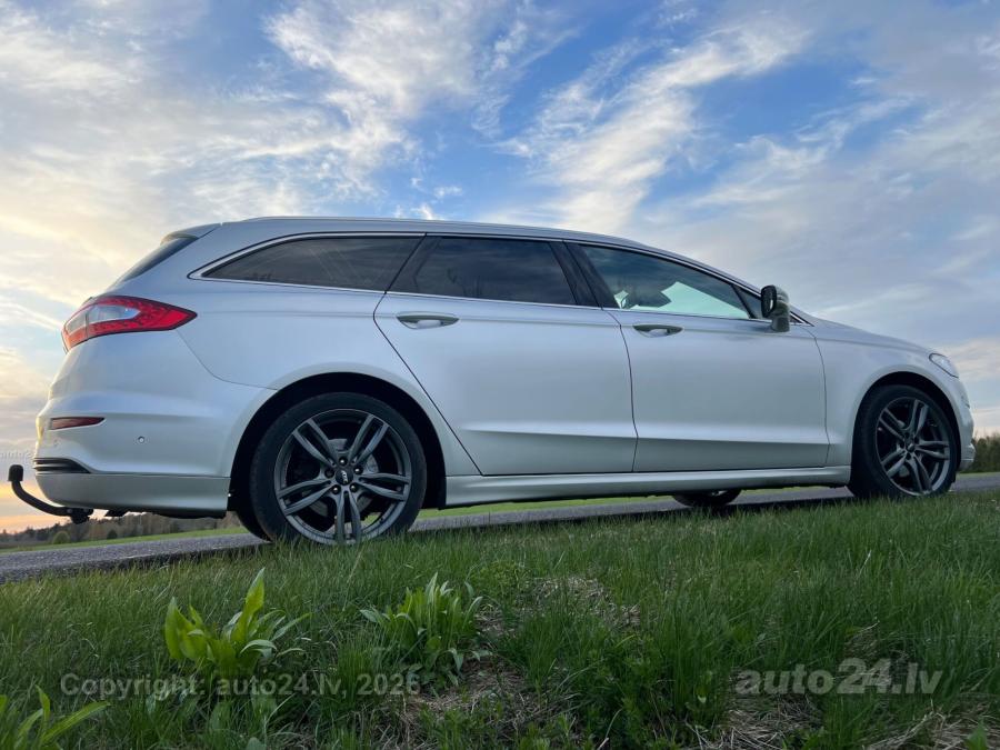 Grey Ford Mondeo 2016 in Tallinn, with an engine capacity of 2.00 L and mileage of 0 thousand km for 7500 €, photo 4 on AUTOMOTO.COM.LV