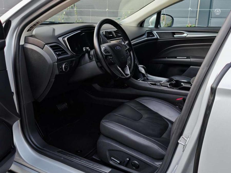 Grey Ford Mondeo 2016 in Klaipeda, with an engine capacity of 2.00 L and mileage of 290 thousand km for 7999 €, photo 26 on AUTOMOTO.COM.LV