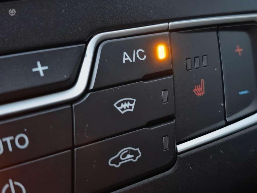 Grey Ford Mondeo 2016 in Klaipeda, with an engine capacity of 2.00 L and mileage of 290 thousand km for 7999 €, photo 49 on AUTOMOTO.COM.LV