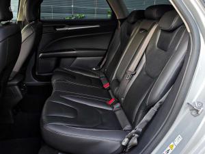 Grey Ford Mondeo 2016 in Klaipeda, with an engine capacity of 2.00 L and mileage of 290 thousand km for 7900 €, photo 37 on AUTOMOTO.COM.LV