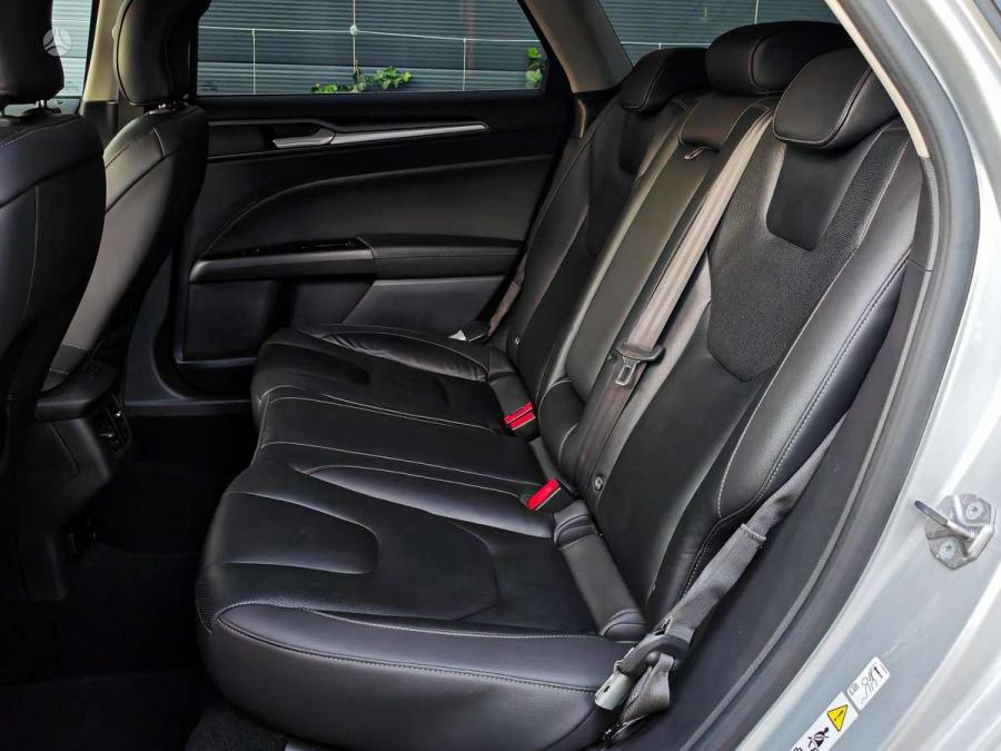 Grey Ford Mondeo 2016 in Klaipeda, with an engine capacity of 2.00 L and mileage of 290 thousand km for 7900 €, photo 37 on AUTOMOTO.COM.LV
