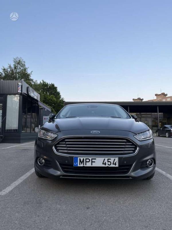 Grey Ford Mondeo 2016 in Kaunas, with an engine capacity of 2.00 L and mileage of 290 thousand km for 8000 €, photo 3 on AUTOMOTO.COM.LV