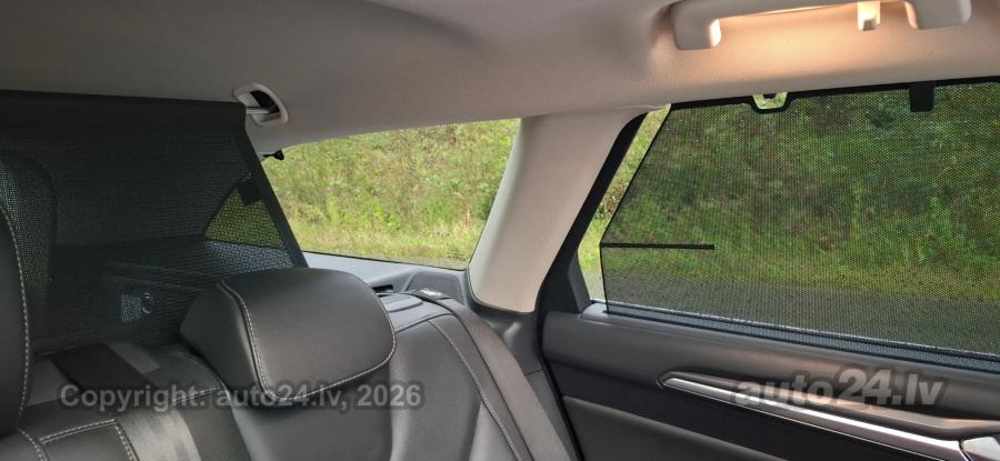 Pelēks Ford Mondeo 2016 Pērnava, ar dzinēja tilpumu 2.00 L un nobraukumu 245 tūkst. km par 10500 €, foto 21 vietnē AUTOMOTO.COM.LV
