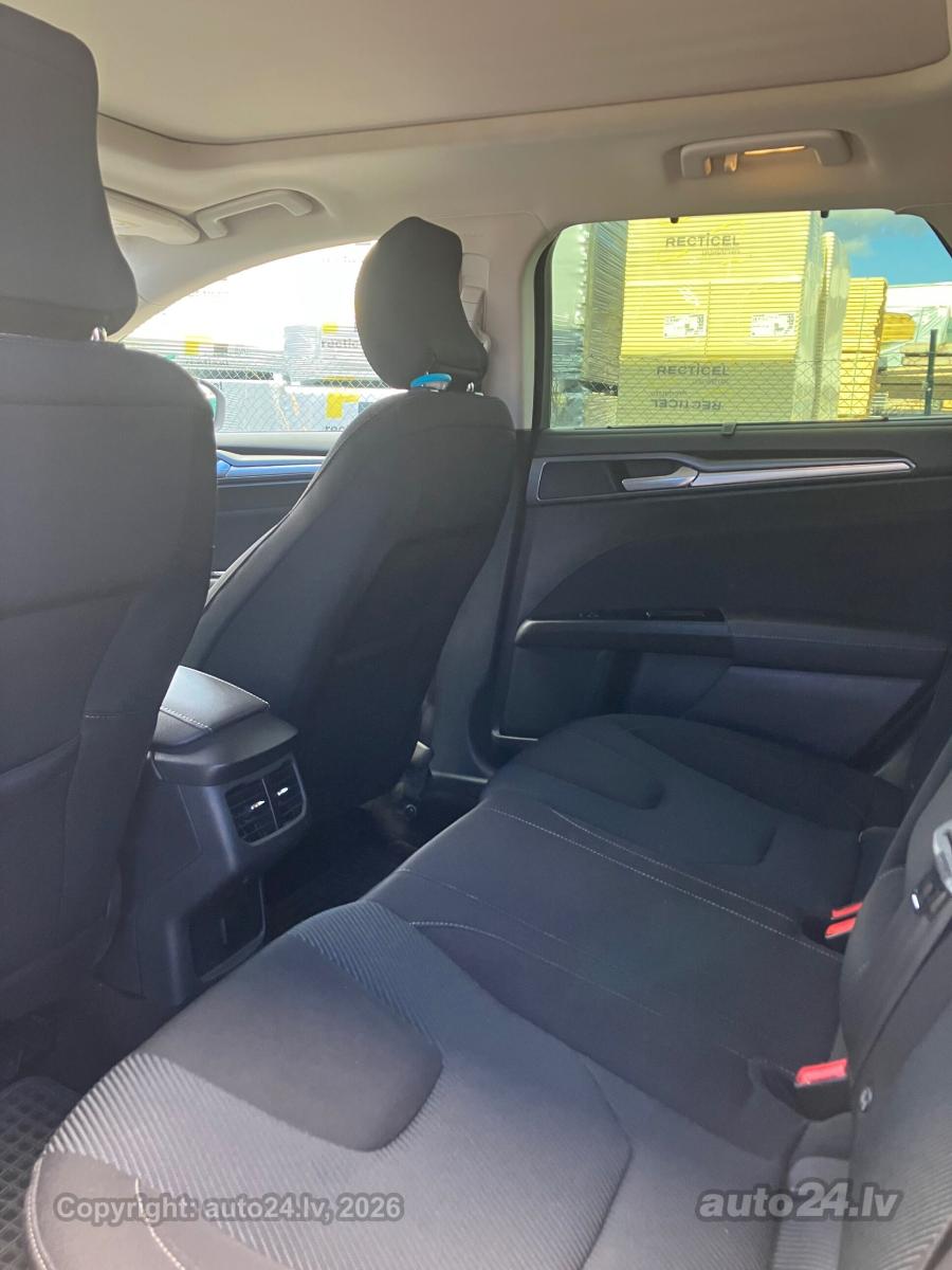 Pelēks Ford Mondeo 2016 Tartu, ar dzinēja tilpumu 2.00 L un nobraukumu 331 tūkst. km par 7000 €, foto 10 vietnē AUTOMOTO.COM.LV