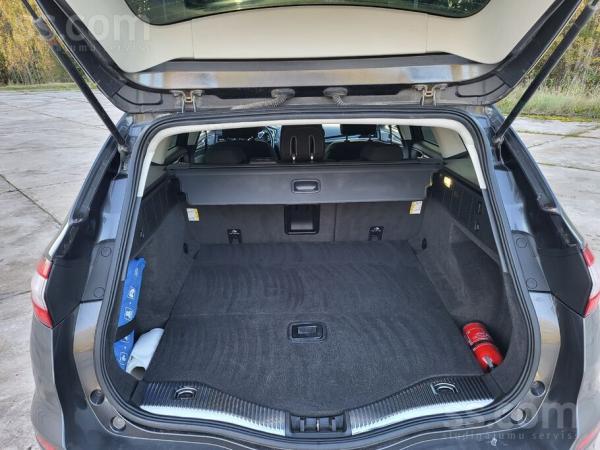 Pelēks Ford Mondeo 2016 Rīga, ar dzinēja tilpumu 1.50 L un nobraukumu 210 tūkst. km par 5800 €, foto 7 vietnē AUTOMOTO.COM.LV