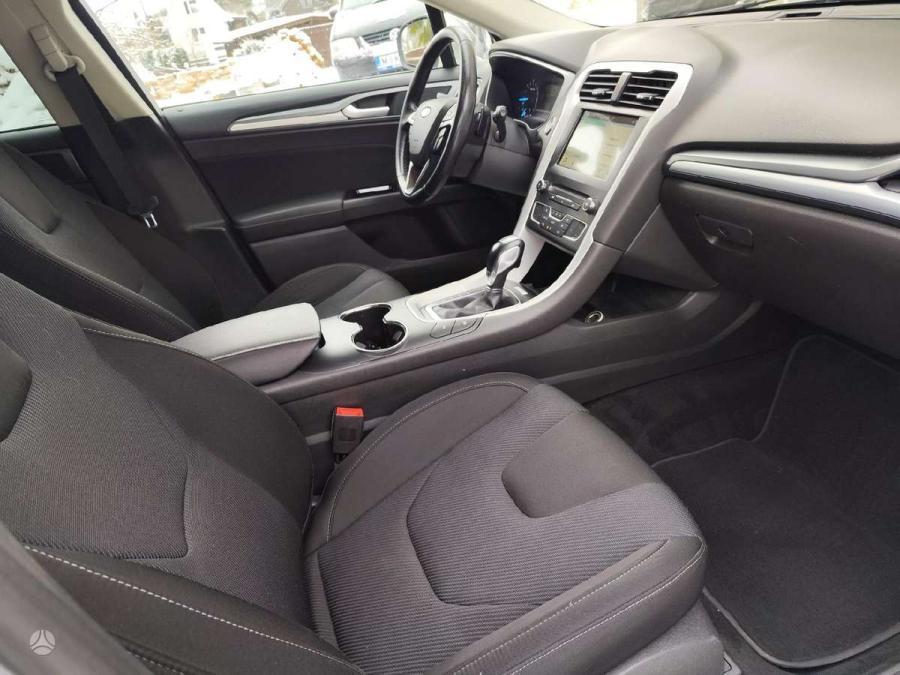 Pelēks Ford Mondeo 2017 Marijampole, ar dzinēja tilpumu 2.00 L un nobraukumu 239 tūkst. km par 7200 €, foto 10 vietnē AUTOMOTO.COM.LV