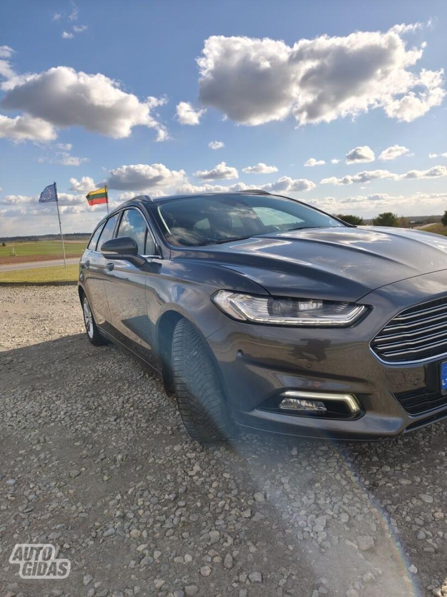 Grey Ford Mondeo 2017 in Vilnius, with an engine capacity of 2.00 L and mileage of 137 thousand km for 8800 €, photo 3 on AUTOMOTO.COM.LV