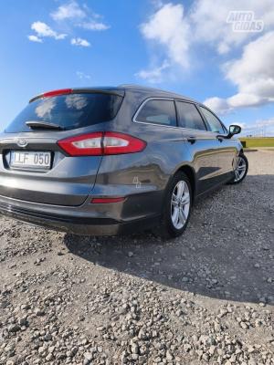 Grey Ford Mondeo 2017 in Vilnius, with an engine capacity of 2.00 L and mileage of 137 thousand km for 8800 €, photo 4 on AUTOMOTO.COM.LV