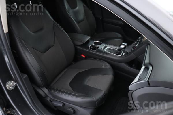 Pelēks Ford Mondeo 2017 Valmiera, ar dzinēja tilpumu 2.00 L un nobraukumu 0 tūkst. km par 8700 €, foto 6 vietnē AUTOMOTO.COM.LV