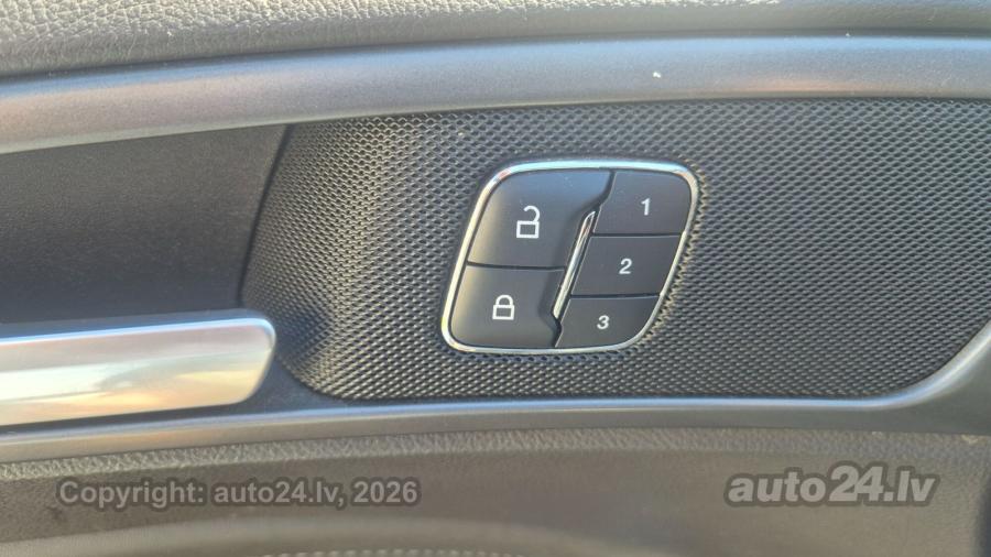 Grey Ford Mondeo 2017 in Tallinn, with an engine capacity of 2.00 L and mileage of 150 thousand km for 12000 €, photo 13 on AUTOMOTO.COM.LV