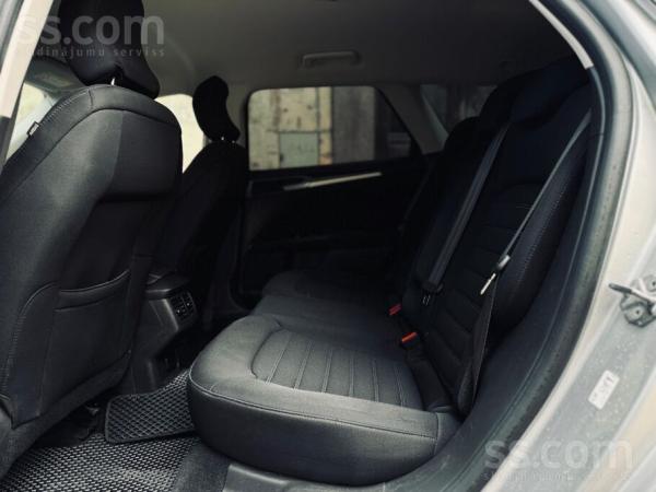 Grey Ford Mondeo 2017 in Cesis, with an engine capacity of 2.00 L and mileage of 0 thousand km for 8390 €, photo 10 on AUTOMOTO.COM.LV
